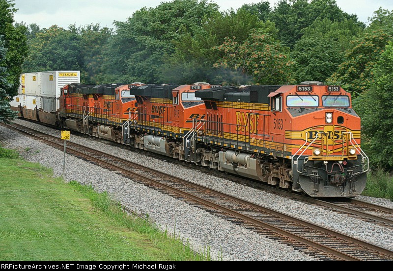 BNSF 5153